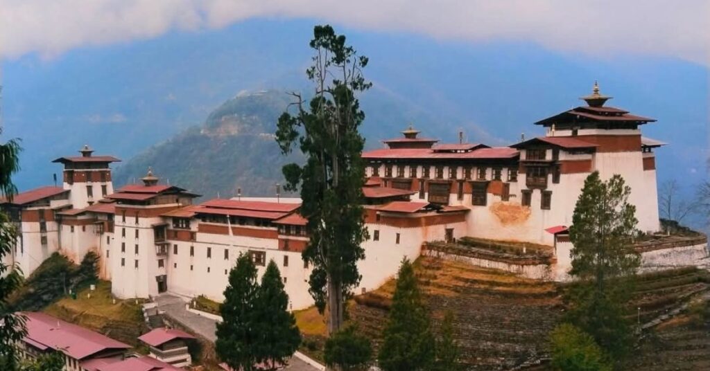 Trongsa Dzong, the Fortress on the Tip of the Dharma Wheel